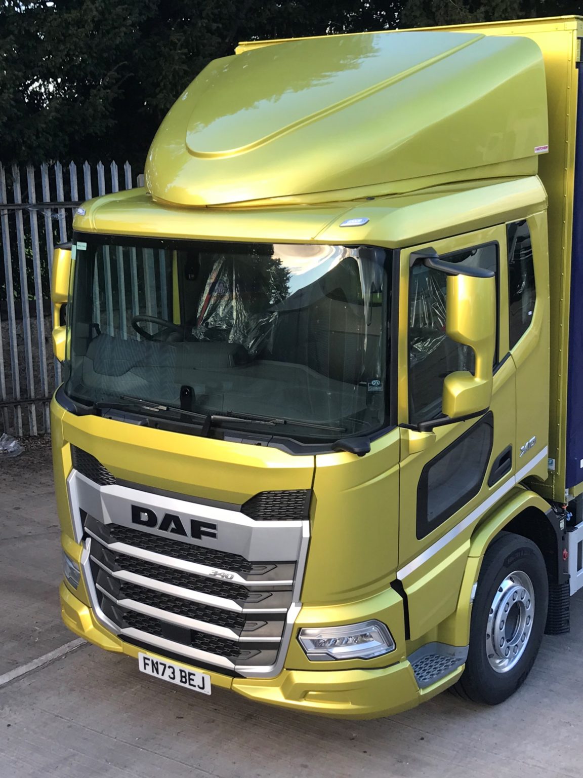 DAF XD DAY CAB - Hatcher Components Ltd